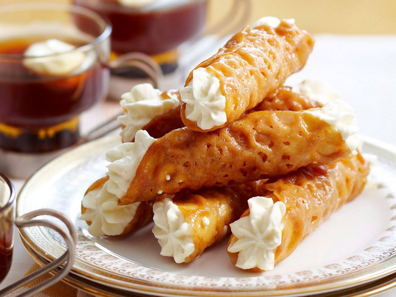 Brandy Snaps Recipe | Chelsea Sugar